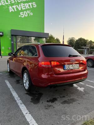 Red Audi A4 2012 in Riga, with an engine capacity of 2.00 L and mileage of 355 thousand km for 7800 €, photo 6 on AUTOMOTO.COM.LV