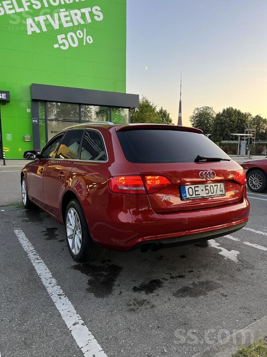 Red Audi A4 2012 in Riga, with an engine capacity of 2.00 L and mileage of 355 thousand km for 7800 €, photo 6 on AUTOMOTO.COM.LV