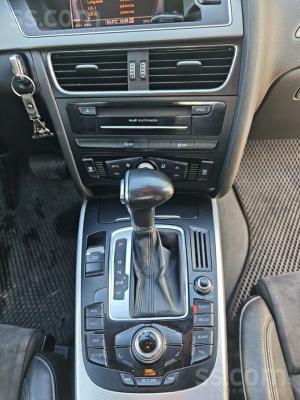 Sarkans Audi A4 2012 Jēkabpils, ar dzinēja tilpumu 3.00 L un nobraukumu 403 tūkst. km par 8500 €, foto 9 vietnē AUTOMOTO.COM.LV