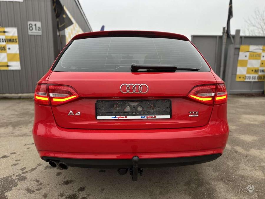 Red Audi A4 2013 in Siauliai, with an engine capacity of 2.00 L and mileage of 248 thousand km for 6500 €, photo 11 on AUTOMOTO.COM.LV