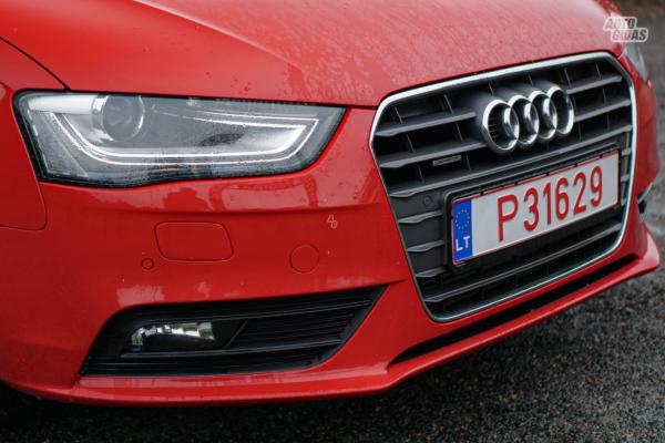Sarkans Audi A4 2013 Viļņa, ar dzinēja tilpumu 2.00 L un nobraukumu 274 tūkst. km par 7400 €, foto 7 vietnē AUTOMOTO.COM.LV