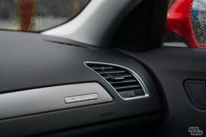 Red Audi A4 2013 in Vilnius, with an engine capacity of 2.00 L and mileage of 274 thousand km for 7400 €, photo 18 on AUTOMOTO.COM.LV