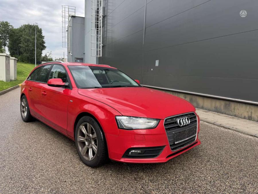 Red Audi A4 2013 in Alytus, with an engine capacity of 2.00 L and mileage of 182 thousand km for 5950 €, photo 3 on AUTOMOTO.COM.LV