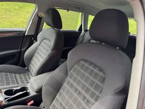 Red Audi A4 2013 in Alytus, with an engine capacity of 2.00 L and mileage of 182 thousand km for 5950 €, photo 9 on AUTOMOTO.COM.LV
