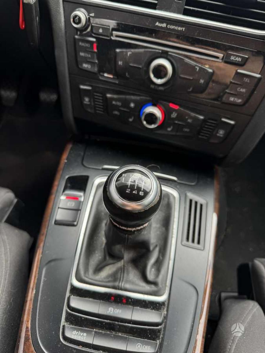 Red Audi A4 2013 in Alytus, with an engine capacity of 2.00 L and mileage of 182 thousand km for 5950 €, photo 16 on AUTOMOTO.COM.LV