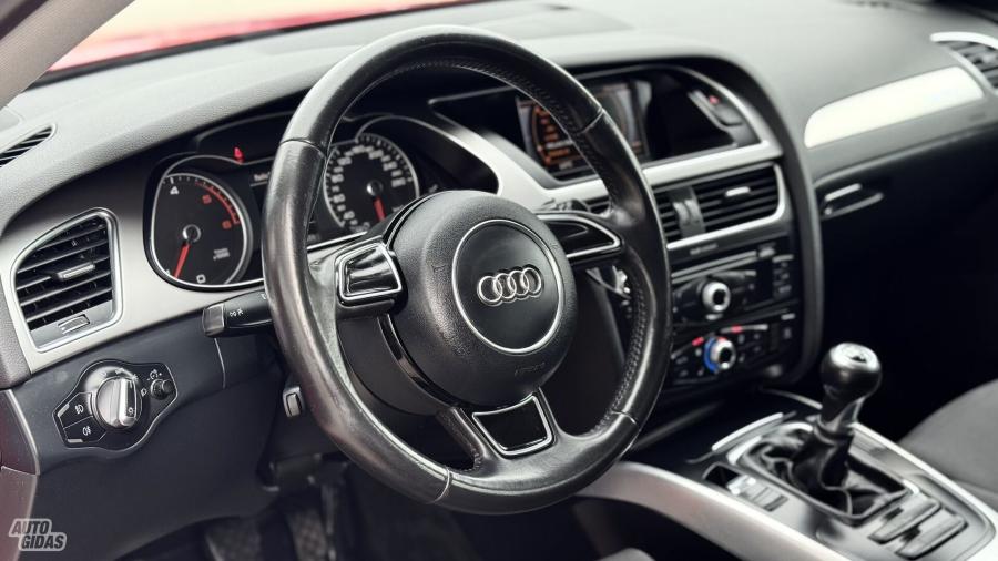 Red Audi A4 2013 in Radviliskis, with an engine capacity of 2.00 L and mileage of 267 thousand km for 7650 €, photo 18 on AUTOMOTO.COM.LV