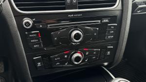 Red Audi A4 2013 in Radviliskis, with an engine capacity of 2.00 L and mileage of 267 thousand km for 7650 €, photo 25 on AUTOMOTO.COM.LV
