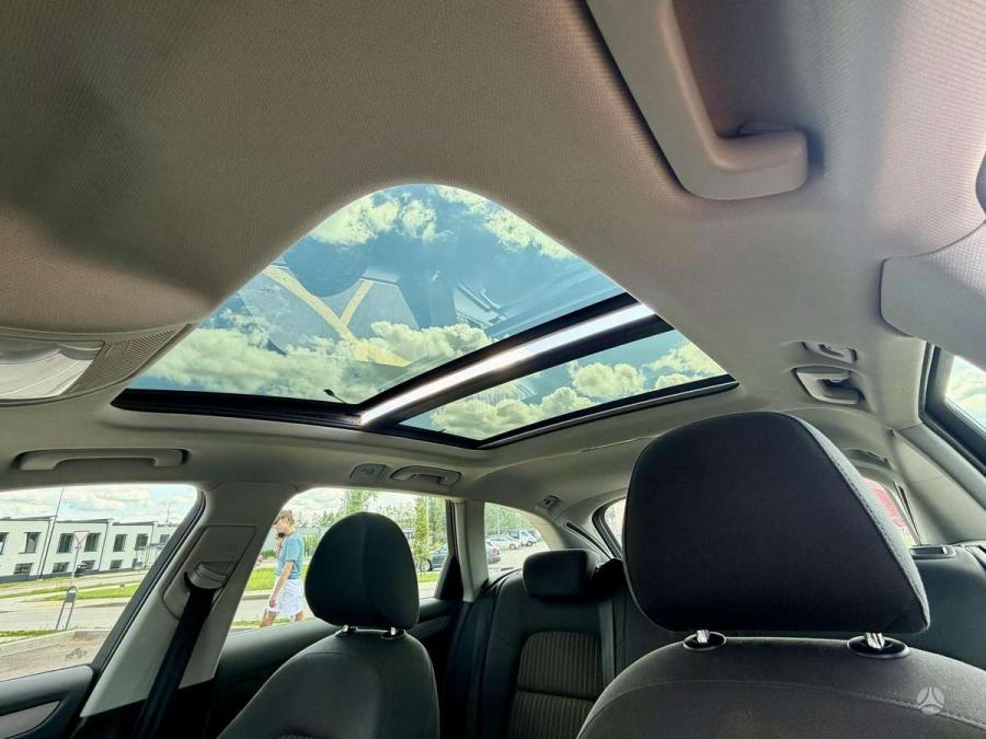 Sarkans Audi A4 2014 Viļņa, ar dzinēja tilpumu 1.97 L un nobraukumu 285 tūkst. km par 6500 €, foto 14 vietnē AUTOMOTO.COM.LV