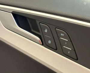Sarkans Audi A4 2020 Marijampole, ar dzinēja tilpumu 1.97 L un nobraukumu 240 tūkst. km par 15999 €, foto 19 vietnē AUTOMOTO.COM.LV