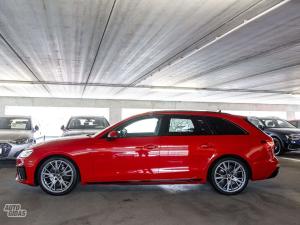 Sarkans Audi A4 2022 Kauņa, ar dzinēja tilpumu 2.00 L un nobraukumu 72 tūkst. km par 33051 €, foto 3 vietnē AUTOMOTO.COM.LV