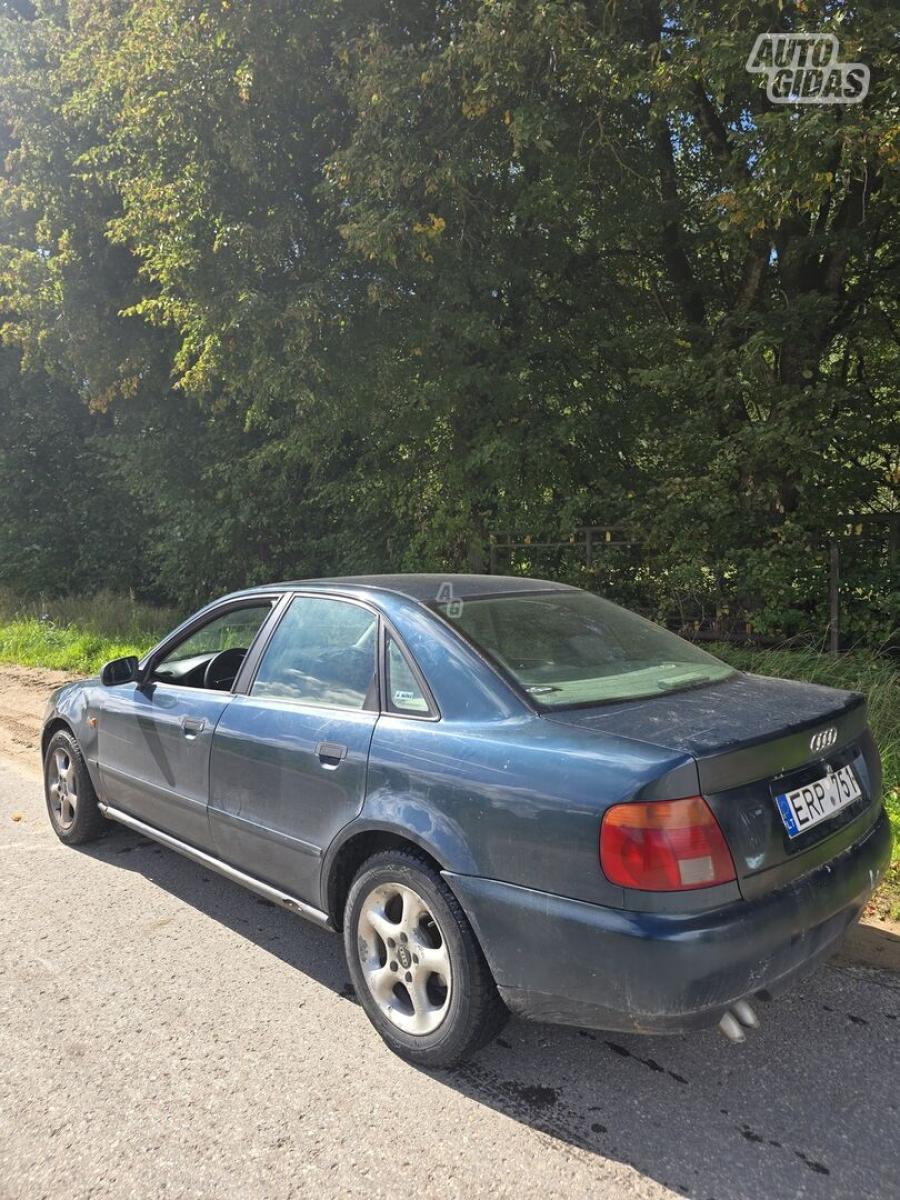 Audi A4 1993 in Panevezys, with an engine capacity of 1.90 L and mileage of 400 thousand km for 599 €, photo 3 on AUTOMOTO.COM.LV