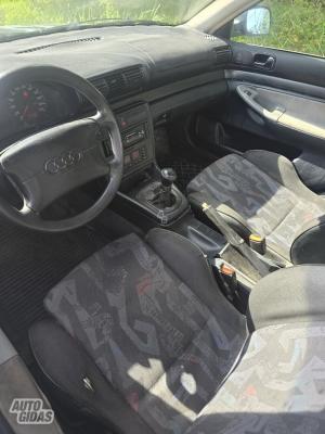 Audi A4 1993 in Panevezys, with an engine capacity of 1.90 L and mileage of 400 thousand km for 599 €, photo 6 on AUTOMOTO.COM.LV