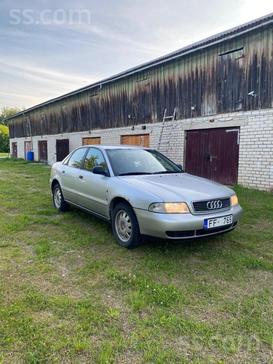 Audi A4 1995 Dobele, ar dzinēja tilpumu 1.60 L un nobraukumu 315 tūkst. km par 9500 €, foto 3 vietnē AUTOMOTO.COM.LV