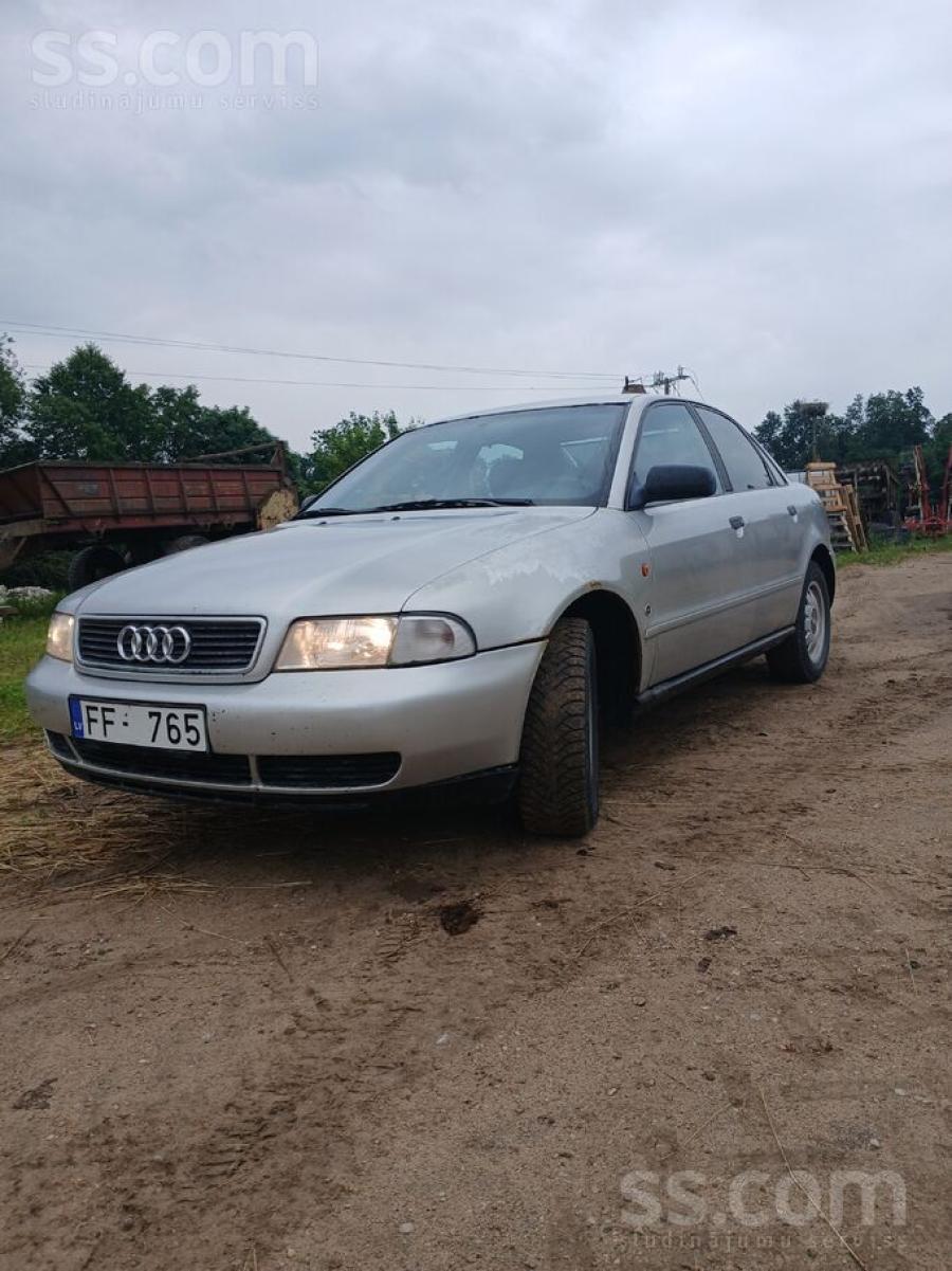 Audi A4 1995 in Kuldiga, with an engine capacity of 1.60 L and mileage of 319 thousand km for 700 €, photo 1 on AUTOMOTO.COM.LV