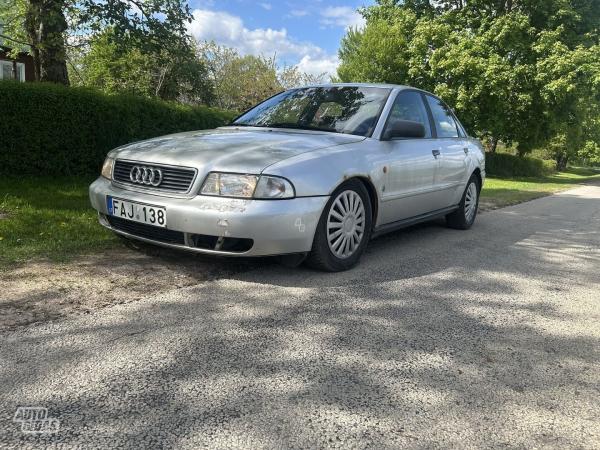 Audi A4 1995 Varėna, ar dzinēja tilpumu 1.60 L un nobraukumu 258 tūkst. km par 320 €, foto 1 vietnē AUTOMOTO.COM.LV