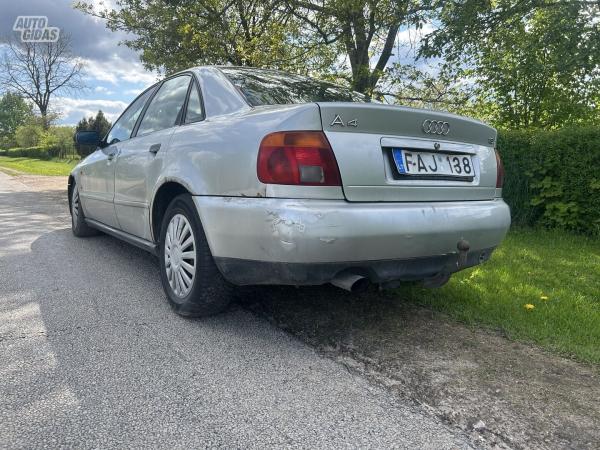 Audi A4 1995 Varėna, ar dzinēja tilpumu 1.60 L un nobraukumu 258 tūkst. km par 320 €, foto 6 vietnē AUTOMOTO.COM.LV