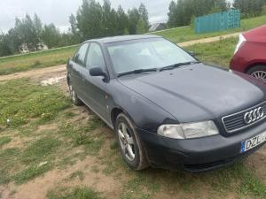 Audi A4 1995 Viļņa, ar dzinēja tilpumu 1.80 L un nobraukumu 199 tūkst. km par 900 €, foto 3 vietnē AUTOMOTO.COM.LV