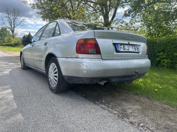 Audi A4 1995 in Varena, with an engine capacity of 1.60 L and mileage of 258 thousand km for 260 €, photo 6 on AUTOMOTO.COM.LV