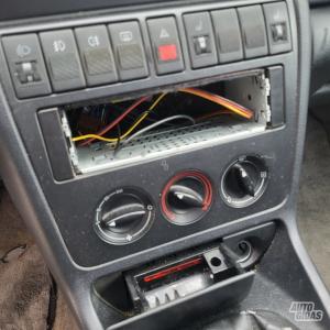 Audi A4 1995 in Kaunas, with an engine capacity of 2.80 L and mileage of 350 thousand km for 800 €, photo 4 on AUTOMOTO.COM.LV