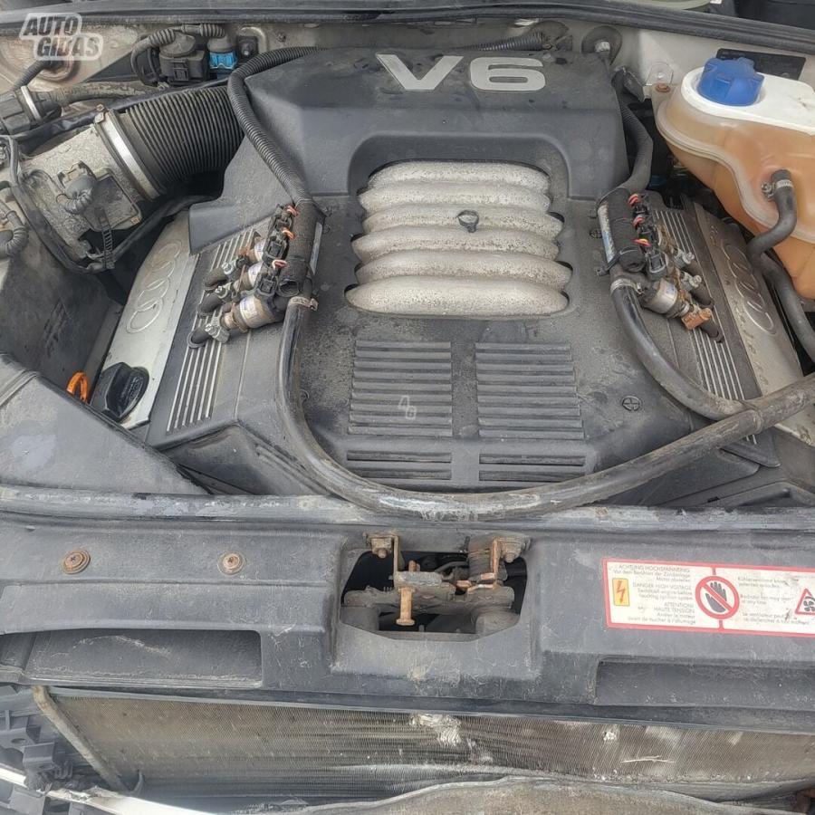Audi A4 1995 in Kaunas, with an engine capacity of 2.80 L and mileage of 350 thousand km for 800 €, photo 1 on AUTOMOTO.COM.LV