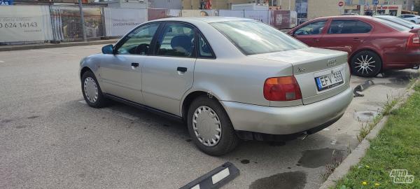 Audi A4 1995 in Vilnius, with an engine capacity of 1.60 L and mileage of 158 thousand km for 1000 €, photo 7 on AUTOMOTO.COM.LV