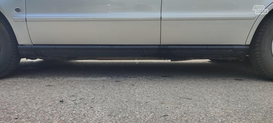 Audi A4 1995 in Vilnius, with an engine capacity of 1.60 L and mileage of 158 thousand km for 1000 €, photo 8 on AUTOMOTO.COM.LV