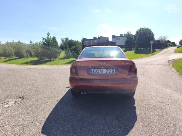 Audi A4 1995 Viļņa, ar dzinēja tilpumu 1.90 L un nobraukumu 286 tūkst. km par 500 €, foto 7 vietnē AUTOMOTO.COM.LV