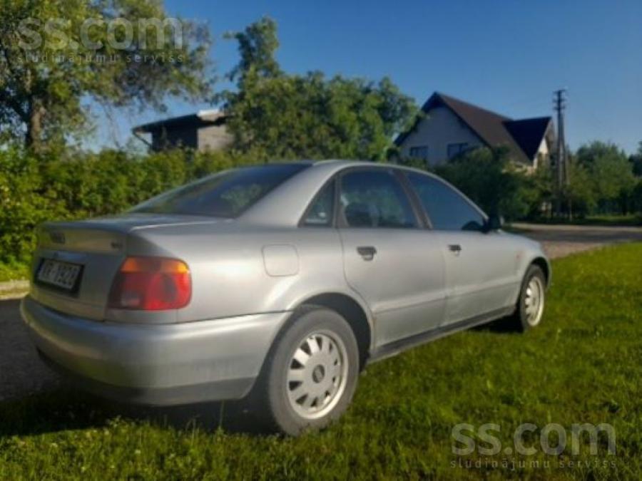 Audi A4 1996 Jelgava, ar dzinēja tilpumu 1.80 L un nobraukumu 159 tūkst. km par 950 €, foto 2 vietnē AUTOMOTO.COM.LV