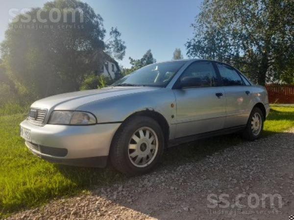 Audi A4 1996 Jelgava, ar dzinēja tilpumu 1.80 L un nobraukumu 159 tūkst. km par 950 €, foto 4 vietnē AUTOMOTO.COM.LV