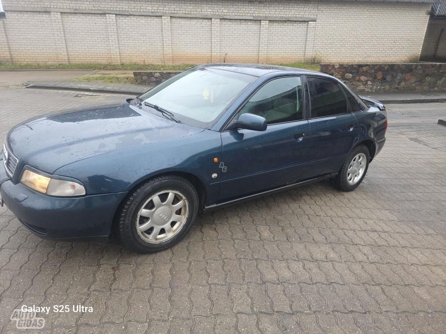 Audi A4 1996 Mažeikiai, ar dzinēja tilpumu 1.80 L un nobraukumu 333 tūkst. km par 950 €, foto 1 vietnē AUTOMOTO.COM.LV