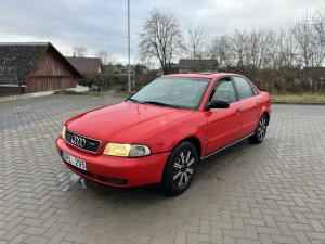 Audi A4 1996 in Ukmerge, with an engine capacity of 1.60 L and mileage of 410 thousand km for 480 €, photo  on AUTOMOTO.COM.LV