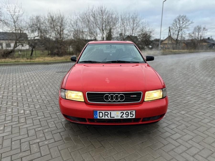 Audi A4 1996 in Ukmerge, with an engine capacity of 1.60 L and mileage of 410 thousand km for 480 €, photo 9 on AUTOMOTO.COM.LV