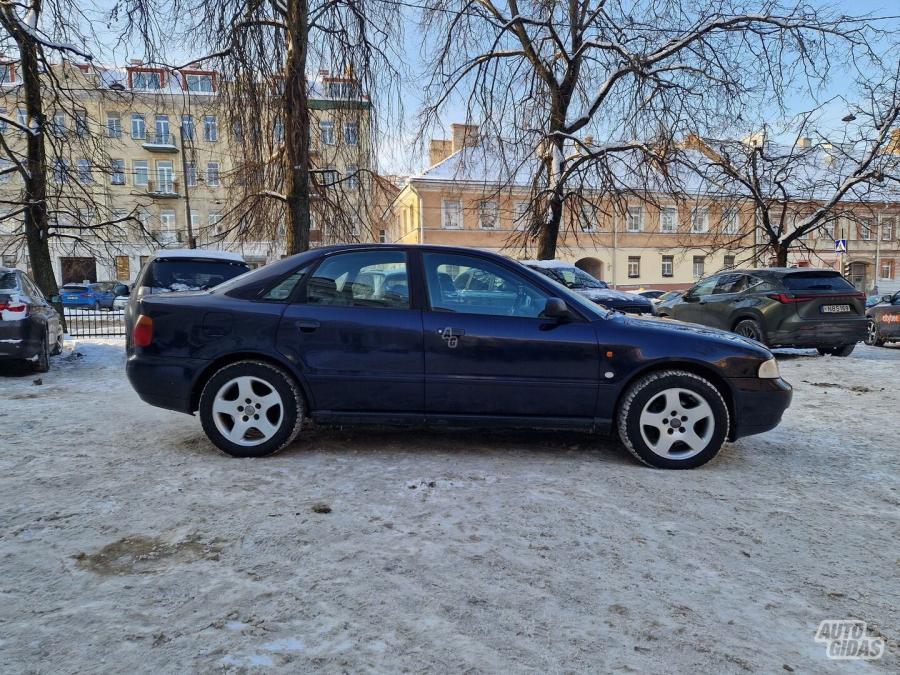 Audi A4 1996 in Vilnius, with an engine capacity of 1.90 L and mileage of 342 thousand km for 1150 €, photo 6 on AUTOMOTO.COM.LV