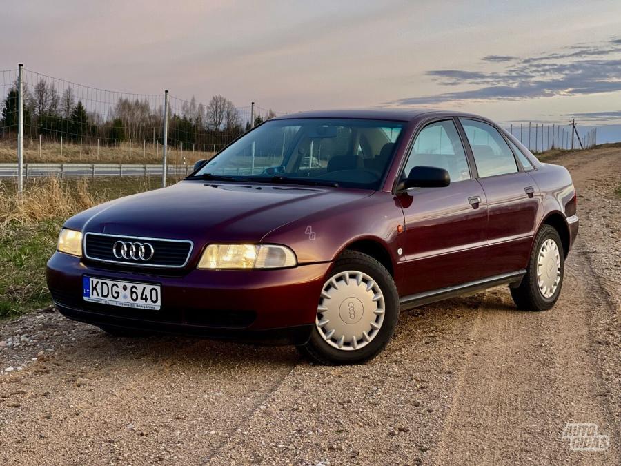 Audi A4 1996 Viļņa, ar dzinēja tilpumu 1.80 L un nobraukumu 190 tūkst. km par 1450 €, foto 1 vietnē AUTOMOTO.COM.LV
