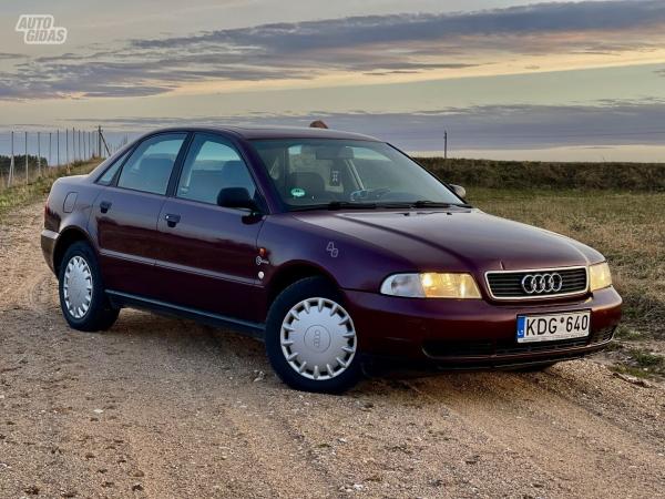 Audi A4 1996 Viļņa, ar dzinēja tilpumu 1.80 L un nobraukumu 190 tūkst. km par 1450 €, foto 7 vietnē AUTOMOTO.COM.LV