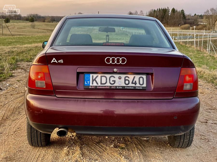 Audi A4 1996 Viļņa, ar dzinēja tilpumu 1.80 L un nobraukumu 190 tūkst. km par 1450 €, foto 15 vietnē AUTOMOTO.COM.LV