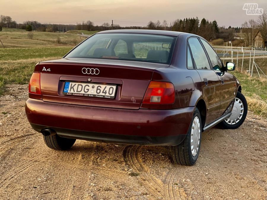 Audi A4 1996 Viļņa, ar dzinēja tilpumu 1.80 L un nobraukumu 190 tūkst. km par 1450 €, foto 16 vietnē AUTOMOTO.COM.LV