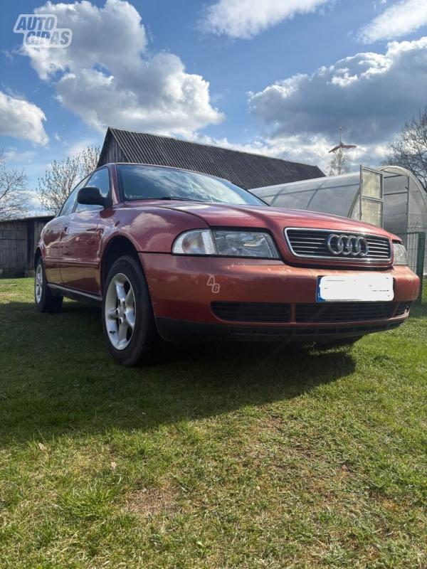 Audi A4 1996 in Varena, with an engine capacity of 1.60 L and mileage of 338 thousand km for 999 €, photo 1 on AUTOMOTO.COM.LV