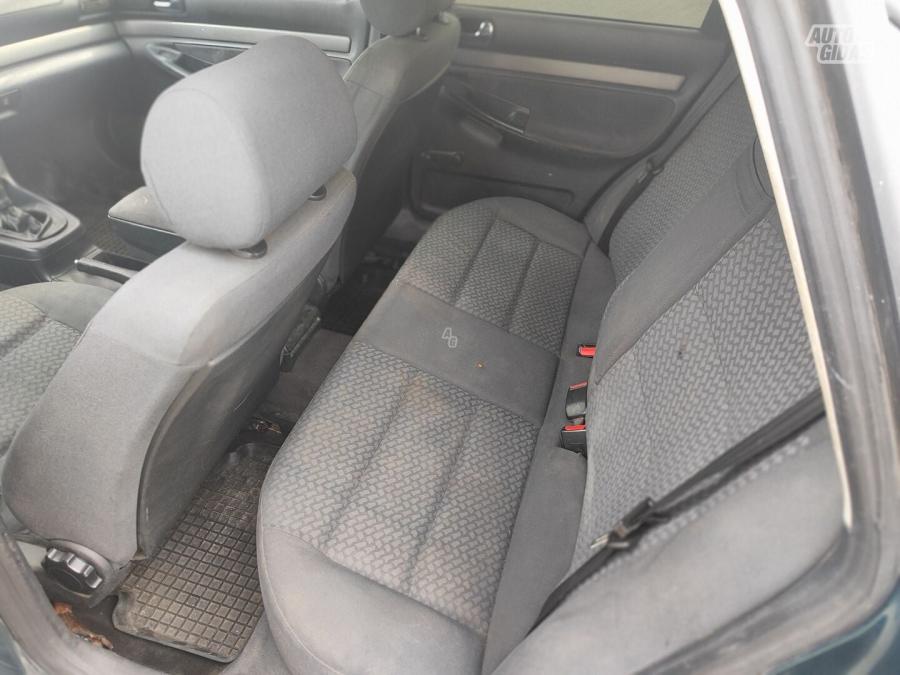 Audi A4 1996 in Siauliai, with an engine capacity of 1.90 L and mileage of 494 thousand km for 700 €, photo 14 on AUTOMOTO.COM.LV