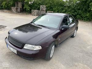 Audi A4 1996 in Vilnius, with an engine capacity of 1.60 L and mileage of 337 thousand km for 650 €, photo 5 on AUTOMOTO.COM.LV