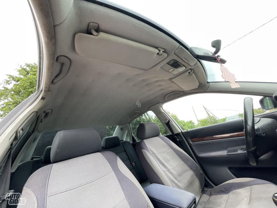 Audi A4 1996 in Vilnius, with an engine capacity of 1.60 L and mileage of 337 thousand km for 650 €, photo 8 on AUTOMOTO.COM.LV