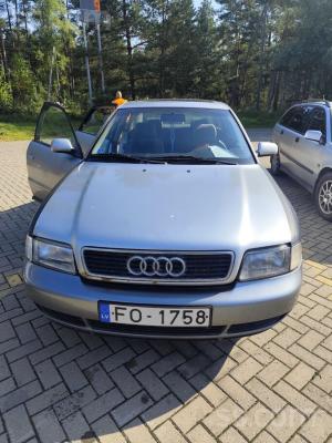 Audi A4 1996 Rīga, ar dzinēja tilpumu 1.80 L un nobraukumu 339 tūkst. km par 850 €, foto  vietnē AUTOMOTO.COM.LV