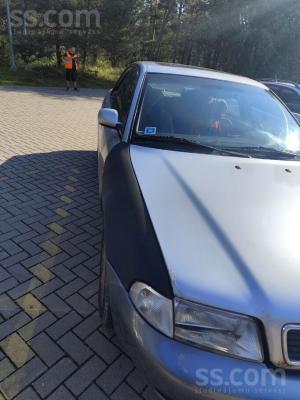 Audi A4 1996 in Riga, with an engine capacity of 1.80 L and mileage of 339 thousand km for 850 €, photo 4 on AUTOMOTO.COM.LV