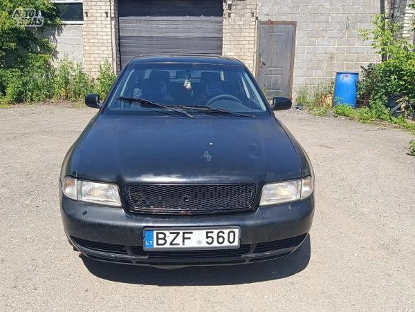 Audi A4 1996 Viļņa, ar dzinēja tilpumu 1.90 L un nobraukumu 450 tūkst. km par 299 €, foto 6 vietnē AUTOMOTO.COM.LV