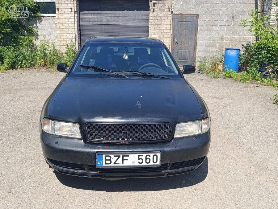 Audi A4 1996 in Vilnius, with an engine capacity of 1.90 L and mileage of 450 thousand km for 299 €, photo 7 on AUTOMOTO.COM.LV