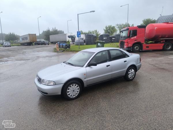 Audi A4 1996 in Kaunas, with an engine capacity of 1.90 L and mileage of 333 thousand km for 399 €, photo 4 on AUTOMOTO.COM.LV