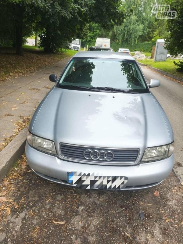 Audi A4 1996 in Vilnius, with an engine capacity of 1.80 L and mileage of 181 thousand km for 700 €, photo 1 on AUTOMOTO.COM.LV