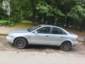 Audi A4 1996 in Vilnius, with an engine capacity of 1.80 L and mileage of 181 thousand km for 800 €, photo 6 on AUTOMOTO.COM.LV