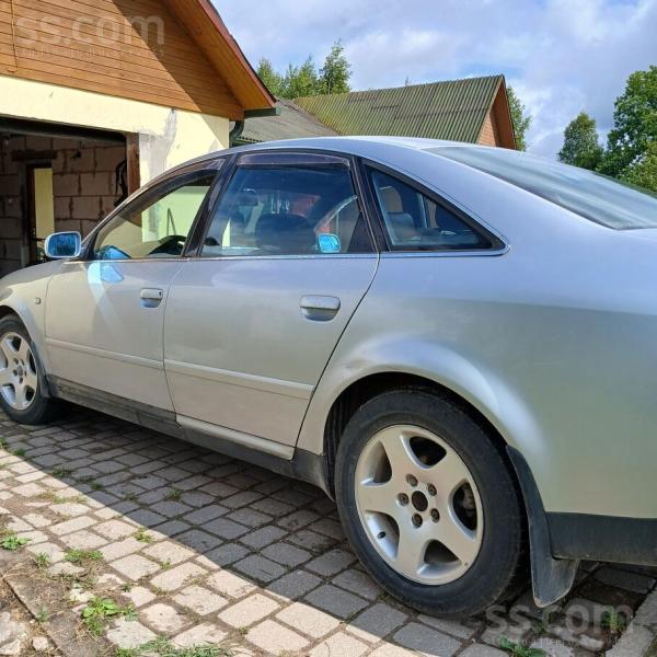 Audi A4 1997 in Balvi, with an engine capacity of 2.40 L and mileage of 300 thousand km for 1200 €, photo 6 on AUTOMOTO.COM.LV