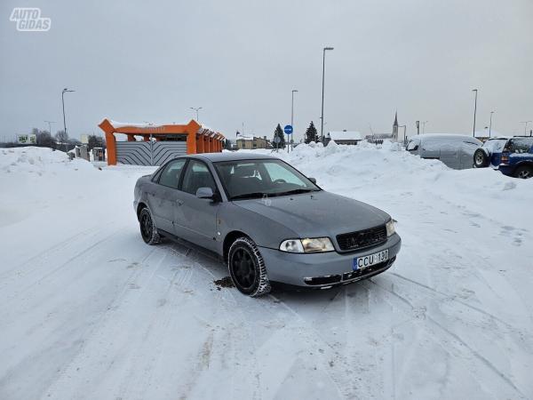 Audi A4 1997 in Klaipeda, with an engine capacity of 1.80 L and mileage of 244 thousand km for 999 €, photo 2 on AUTOMOTO.COM.LV